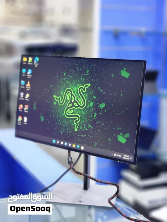 HP Z SERIES LED 24" BORDERLESS IPS DISPLAY ..FREE DELIVERY IN OMAN ...