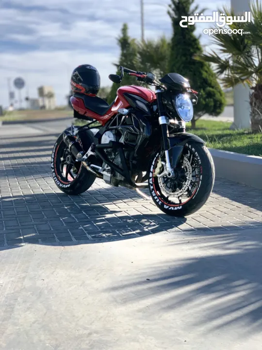MVAGUSTA BRUTALE 675 : دراجات : الزرقاء الزرقاء الجديدة (239655989)