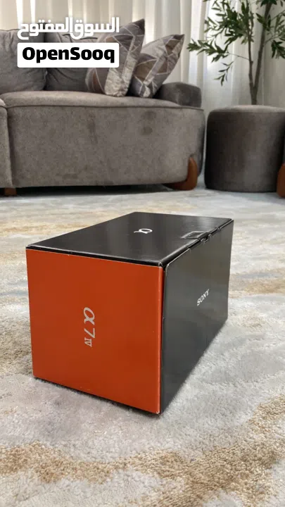Sony a7iv with box : كاميرات - تصوير : الداخلية بدبد (252560907)