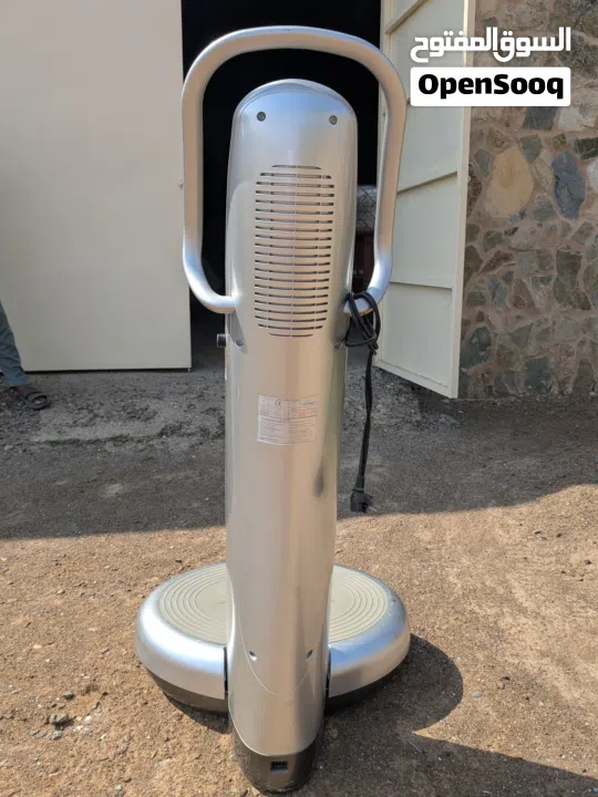 For Sale: SONIX WBV Machine Whole Body Vibration Exercise Machine ...