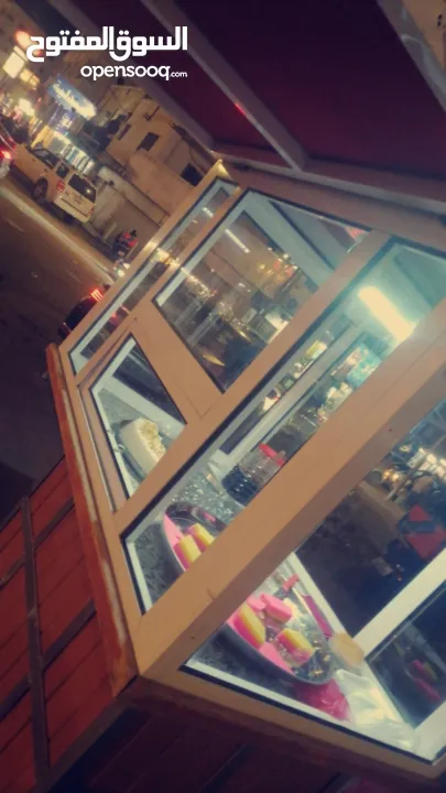 عرباي تفصيل قزاز المنيوم والخشب للتواصل - (238644442) | السوق المفتوح