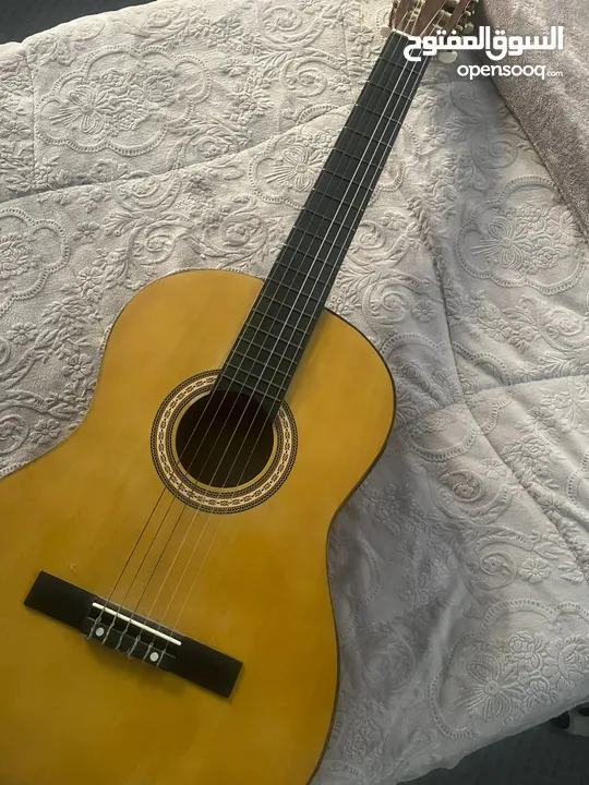 جيتار كلاسيكي classic - (274285233) | السوق المفتوح