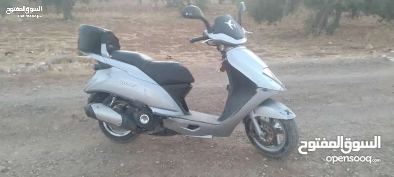 سكوتر بصلاه على النبي كوشوك جديد خلفي امامي كربريتر جديد بطارية جديده ...