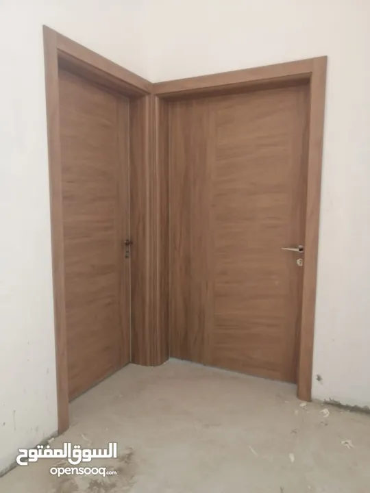 Fiver, Door 23# now only 55/-......... Without fix. - (274865133 ...