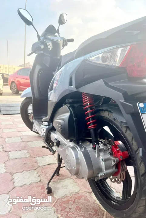 سكوتر SYM SR200 بدون دفعه اولى واقساط مباشرة - (245018303) | السوق المفتوح