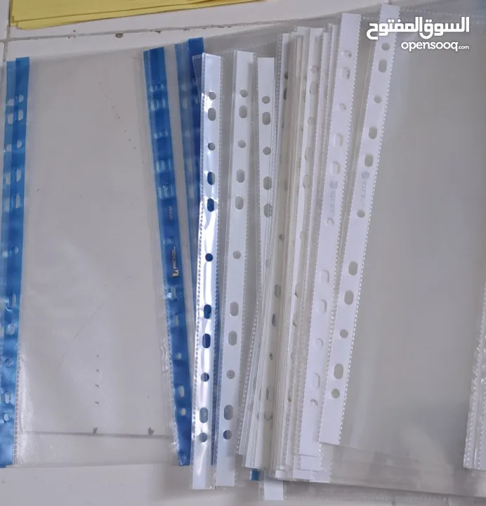 Plastic file folders, Plastic sheet paper holders, A4 size colour paper ...