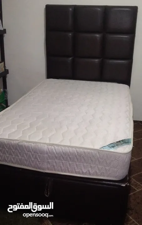 تخت مفرد ونص : أثاث غرف نوم : عمان ماركا (244156507)