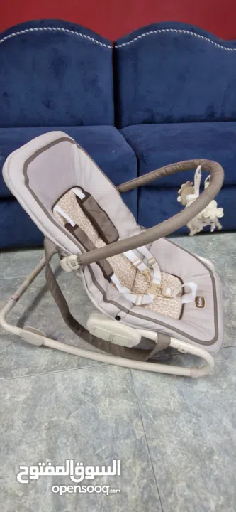 juniors baby swing : مستلزمات أطفال : مسقط المعبيلة (250132209)
