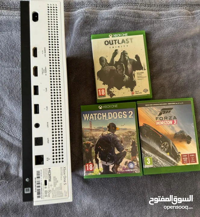 xbox one s +3 CD games - (251263829) | السوق المفتوح