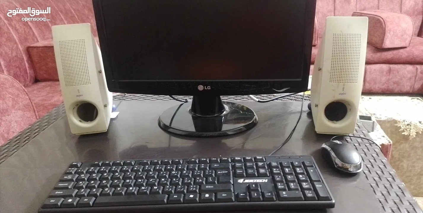 كمبيوتر للبيع بسعر مغري المواصفات 1 tera hard 256 ssd 8 ram Core i3 / 4 شاشه lg كيبورد ماوس ...
