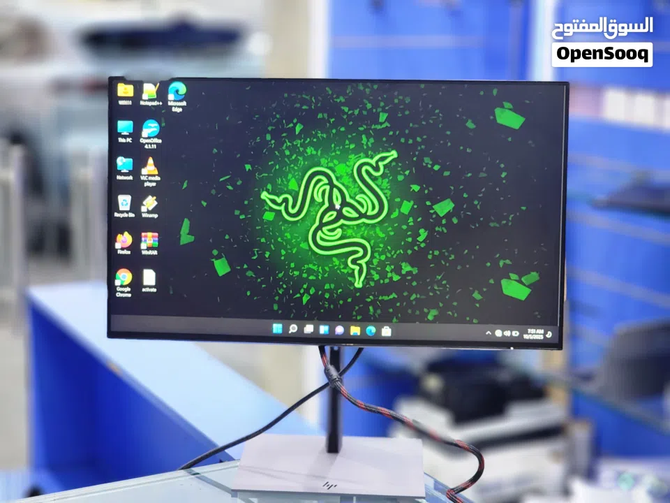 HP Z SERIES LED 24" BORDERLESS IPS DISPLAY ..FREE DELIVERY IN OMAN ...