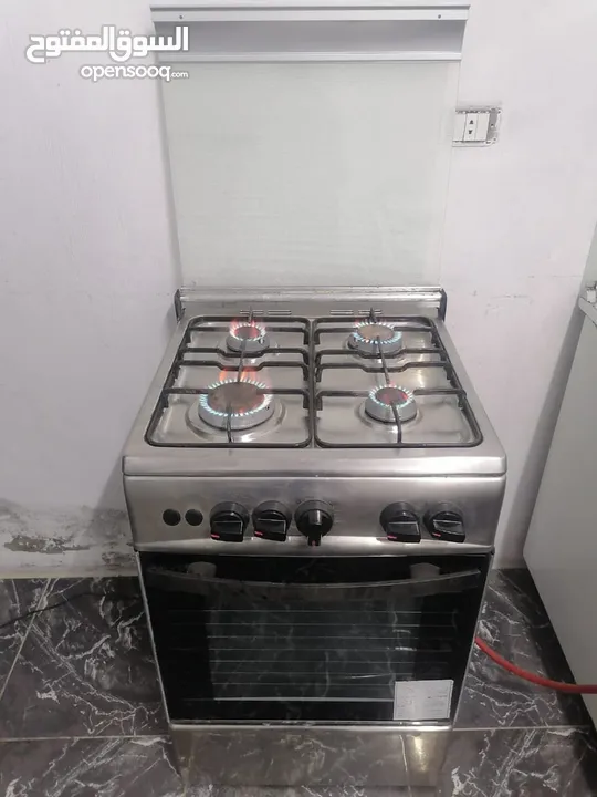 فرن غاز 4 عيون ستانلس نار قويه و ممتازه جدا - (223558590) | السوق المفتوح