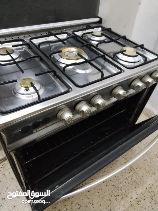 فرن غاز خمس عيون ستانلس بالكامل نوع IDEAL قياس 80 سم بحالة ممتازة روس ...