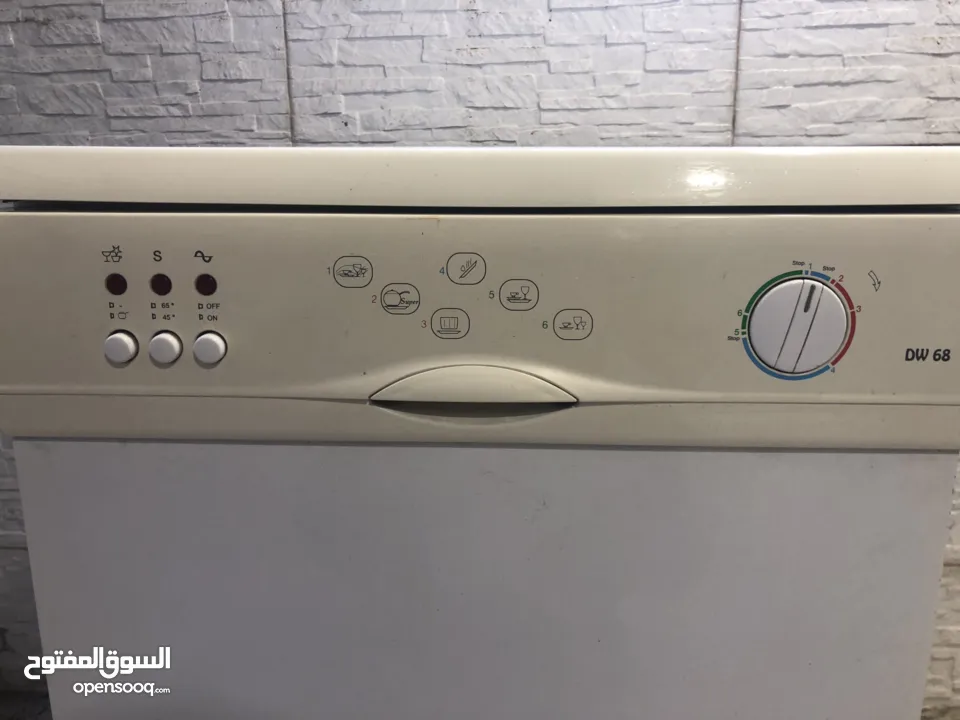 جلاية ايطالية ignis DW68 بسعر حرق - (236336900) | السوق المفتوح
