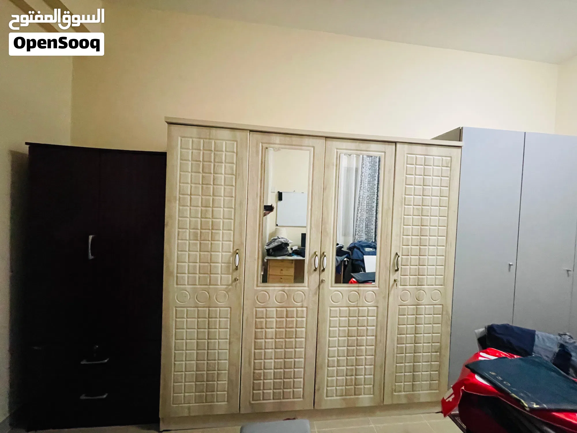 4 Door spacious Cupboard. one year old. Clean n Tidy. only 90 omr ...