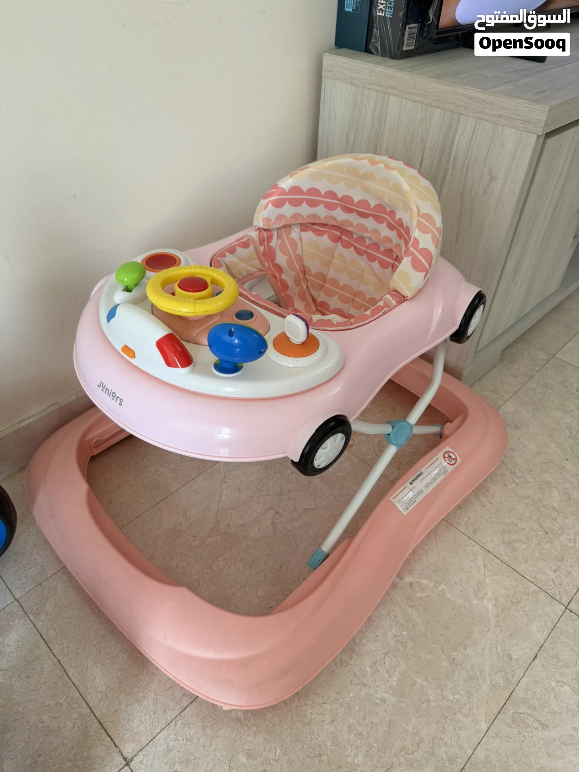 Giggles baby cot and baby walker - (252717815) | السوق المفتوح