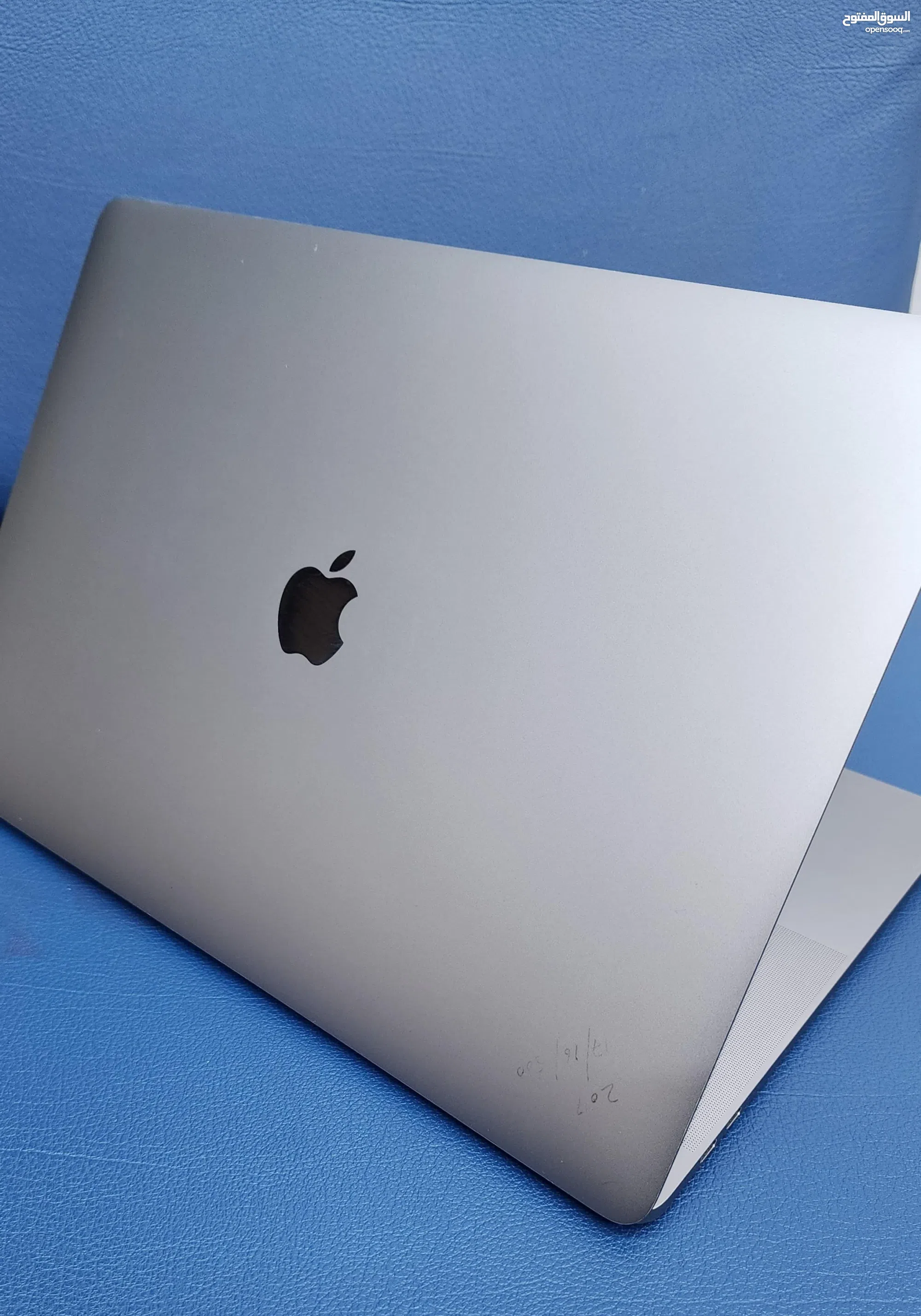 MacBook Pro A1707 Processor i7 16gb ram 512gb ssd Touch Bar Built in ...