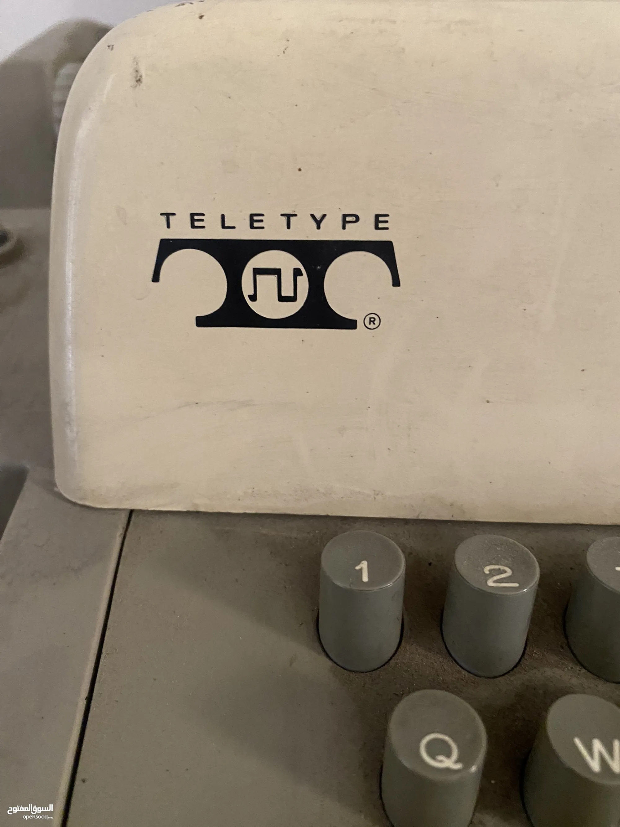 1960s-1970s practical ASR33 Teletype/teleprinter/telex terminal with ticker tape - (242166255 ...