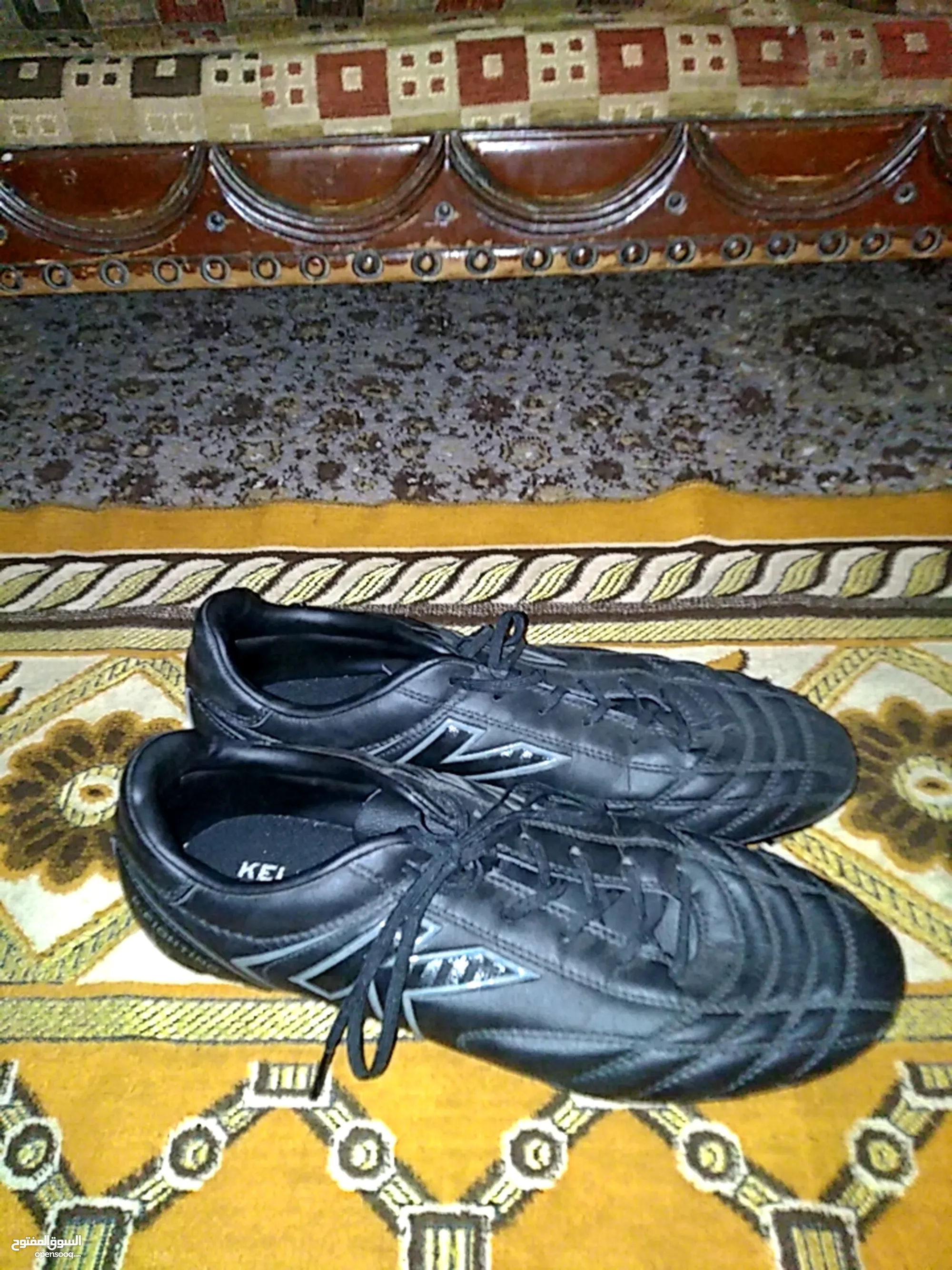 بوت رياضه ماركة KELME السعر 35 السعر قابل للتفاوض الموقع حي نزال - (251058897) | السوق المفتوح