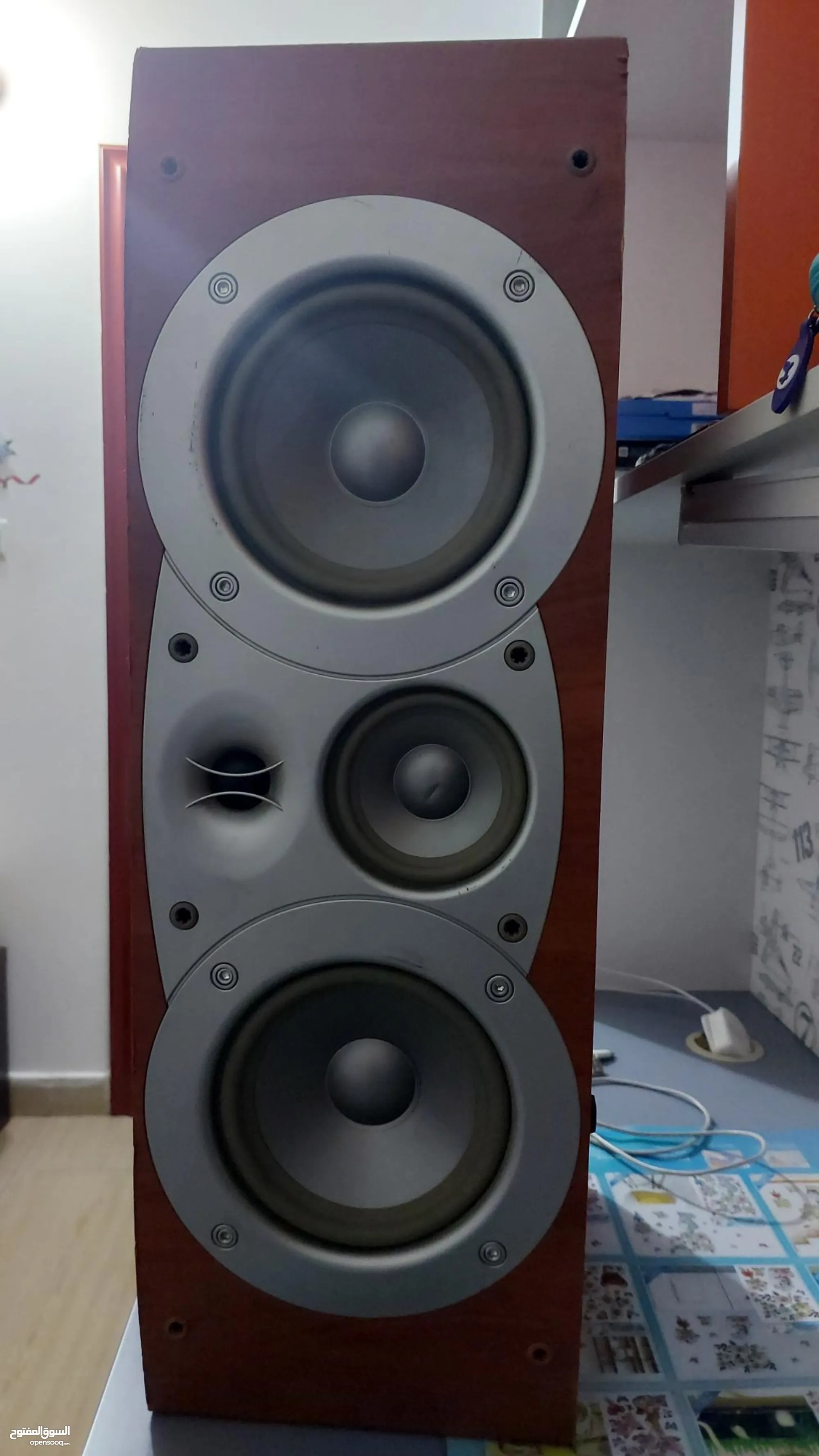 High Quality Infinity BETA C360 (8 OHMS)Centre speaker for sale. Used ...