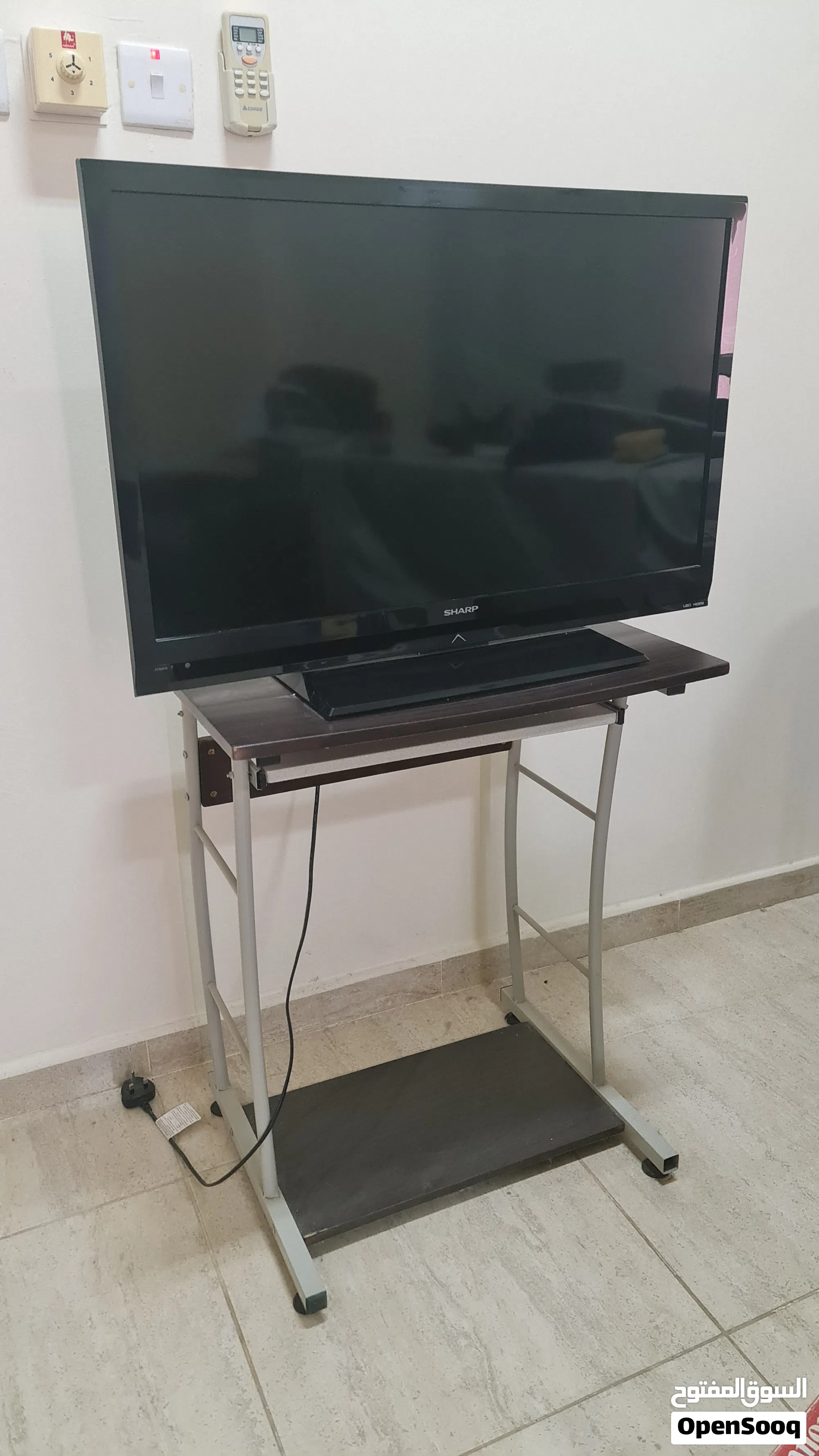 Sharp 32 TV : تلفزيون - شاشات : مسقط الخوض (252392433)