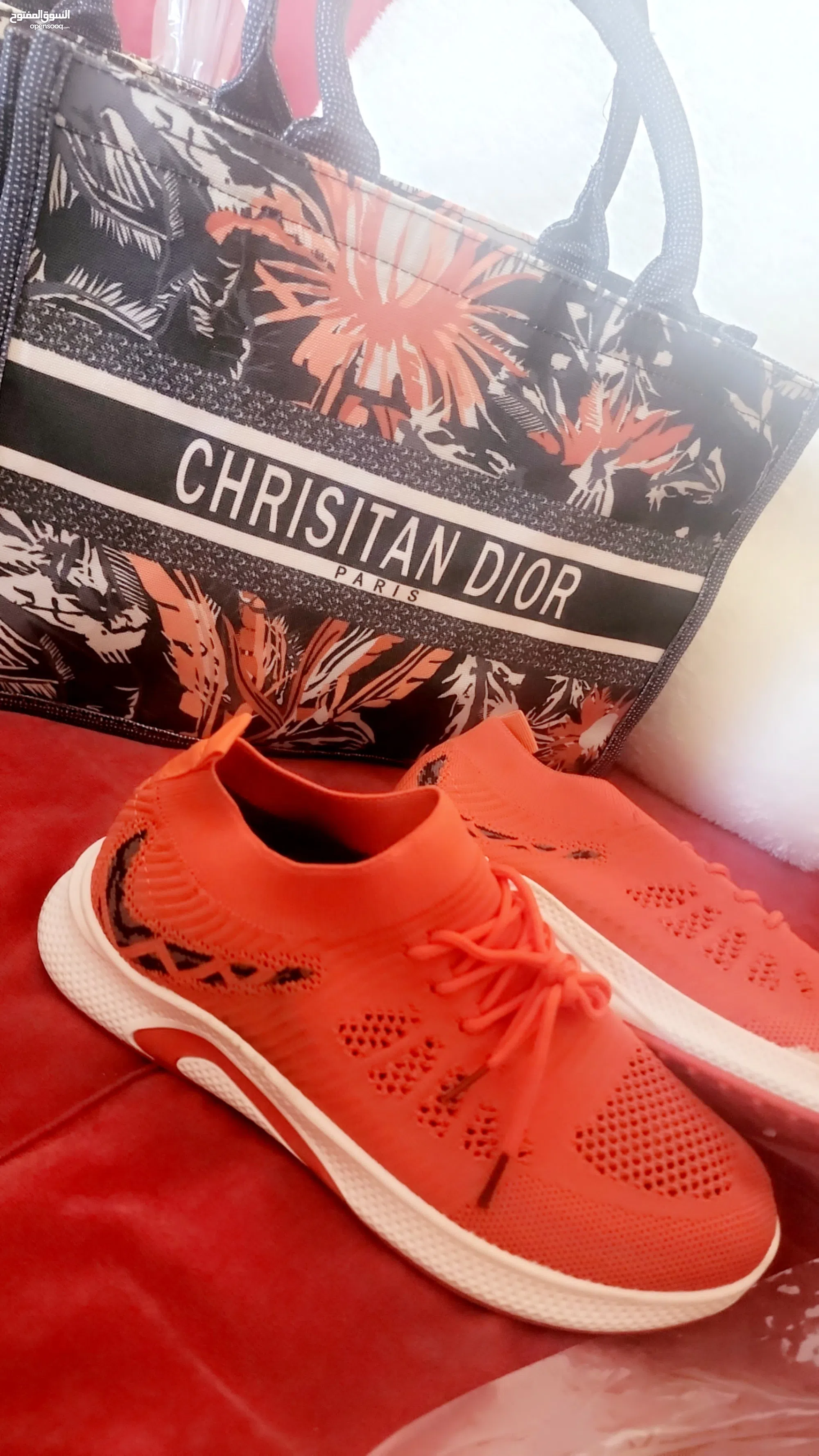 ساعات وشنط جديدة كوبي ون موديلات جديدة2024 - (249289421) | السوق المفتوح