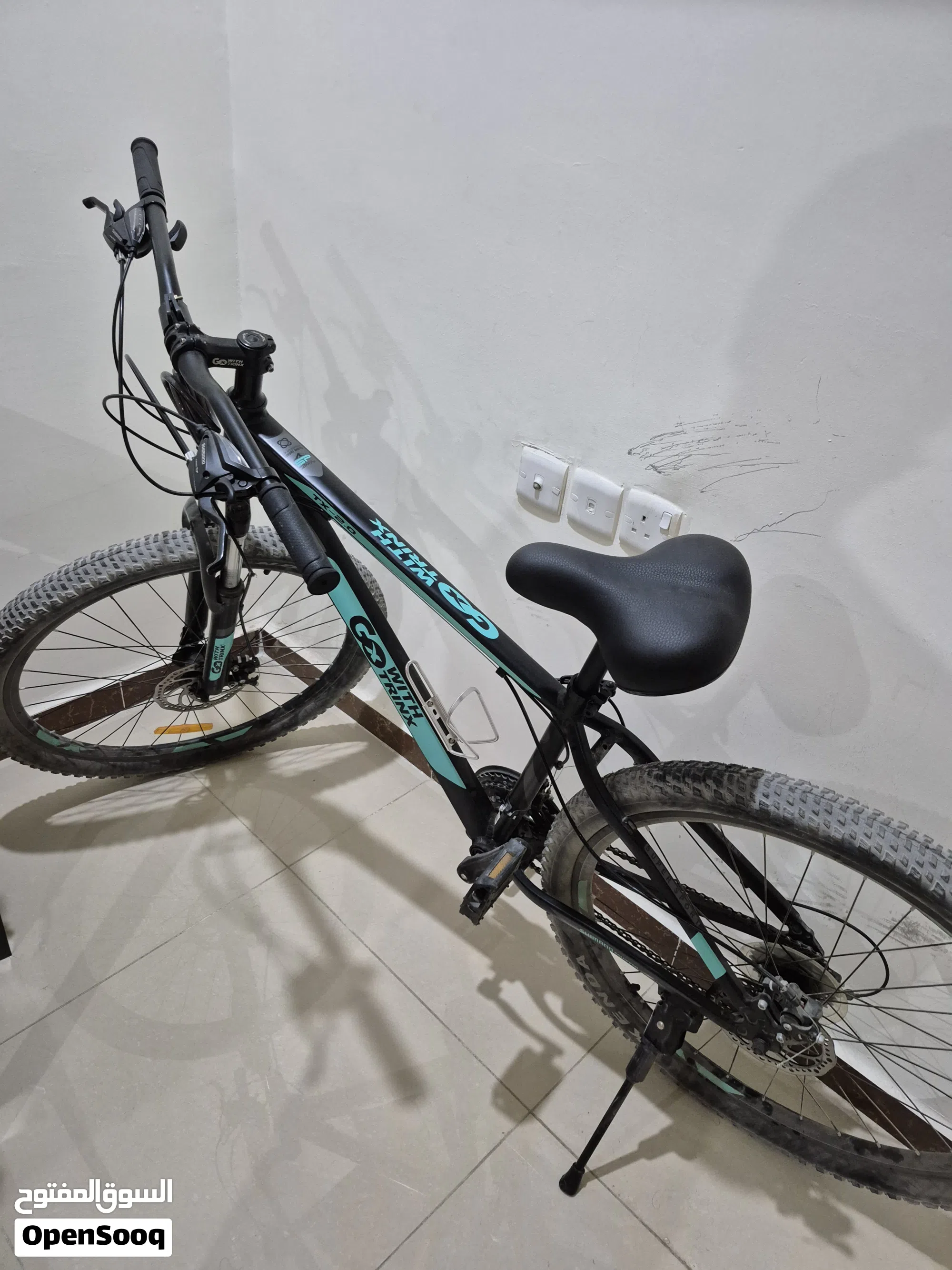 go with trinx hybrid bike comes with bike lock and bottle - (273633465 ...