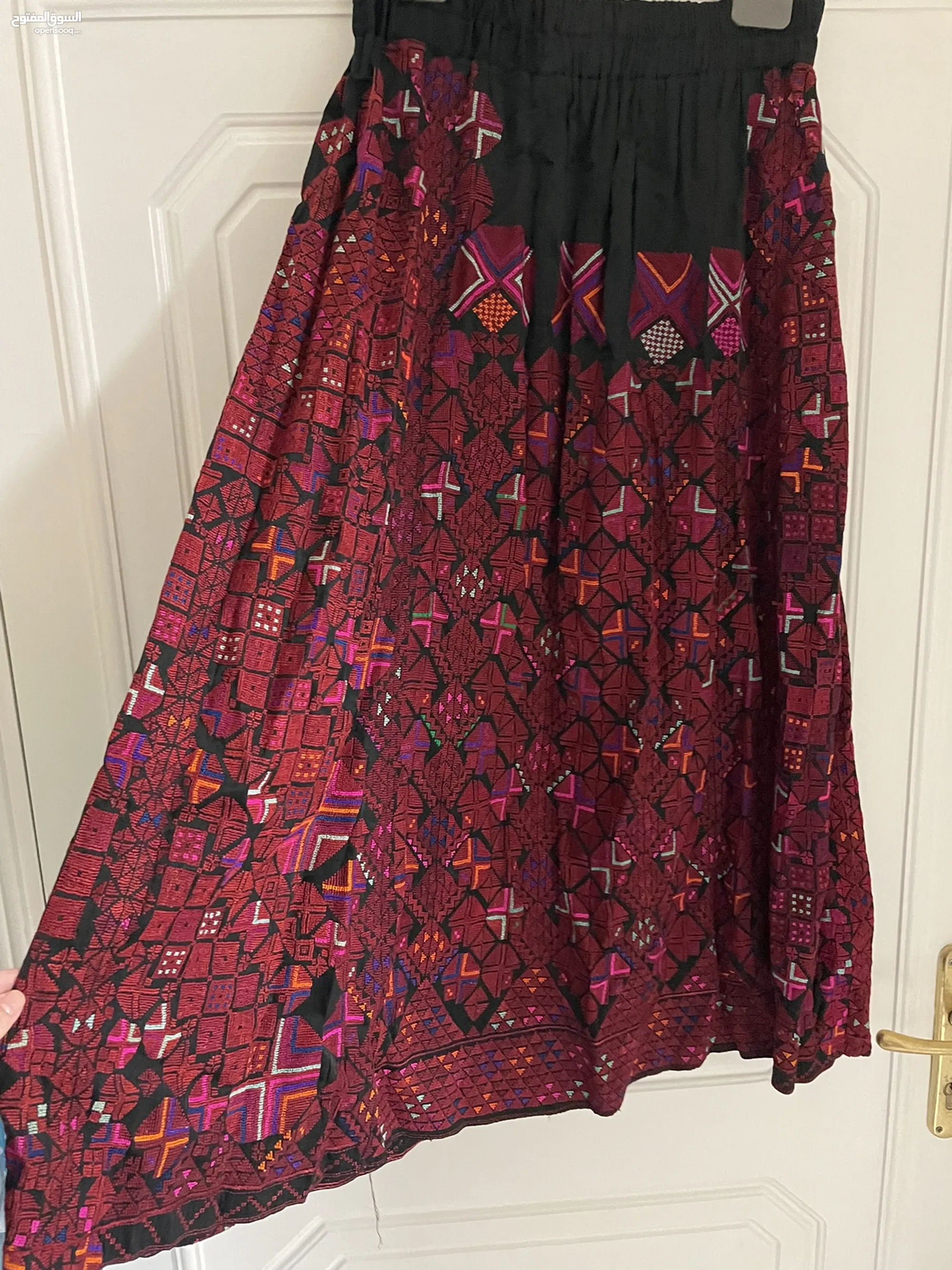 Palestinian old embroidered skirt تنورة تطريز فلسطيني قديم - (244113937 ...