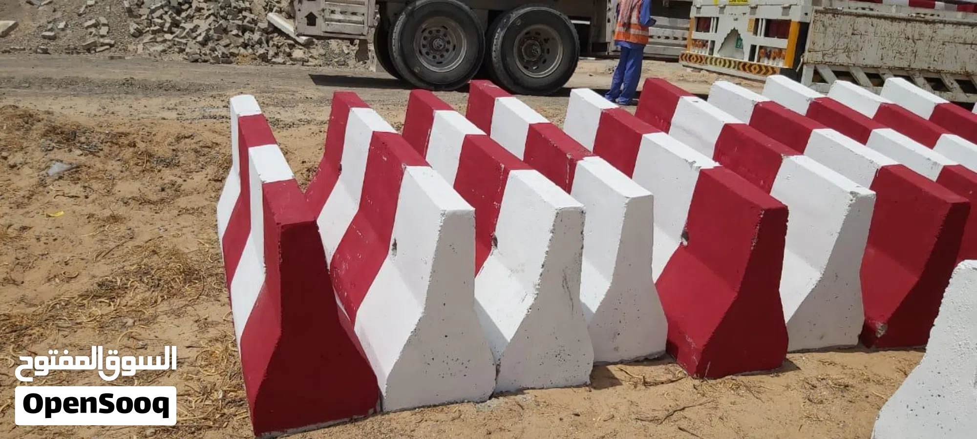 Precast Road Safety Barriers Stark Gulf - (255353319) | السوق المفتوح