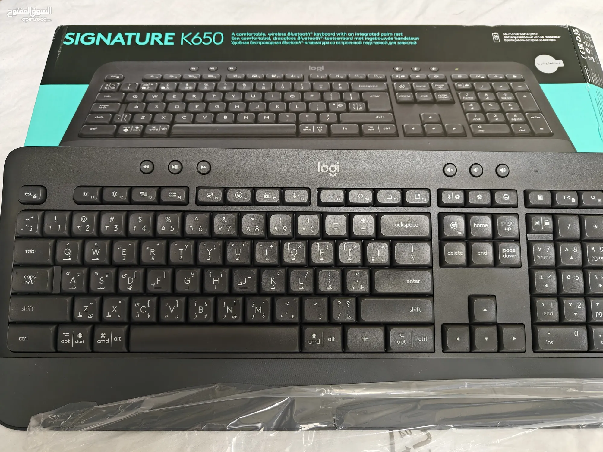 Logitech wireless keyboard ( Bluetooth or Logi Bolt USB) Signature K650 ...