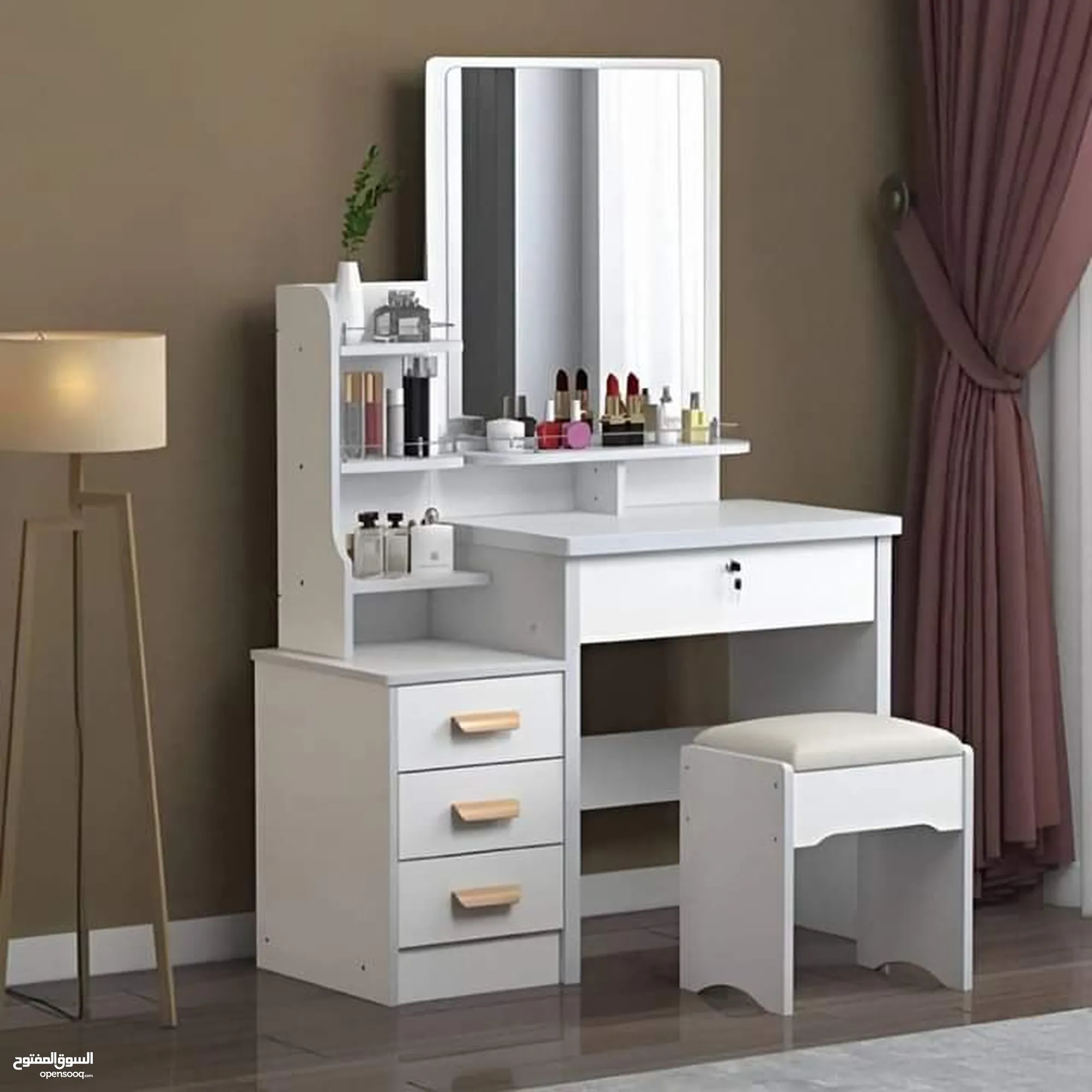 ميز تواليت مع طابورية وامرايا سحب - (247937155) | السوق المفتوح