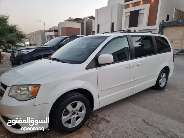 Used Dodge Cars For Sale in Saudi Arabia: Second Hand, Pre Owned : Best ...