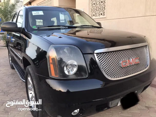 GMC Yukon Cars for Sale in Kuwait : Best Prices : All Yukon Models ...