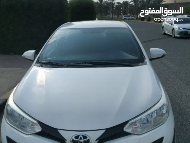 Used Toyota Cars For Sale in Kuwait: Second Hand, Pre Owned : Best ...
