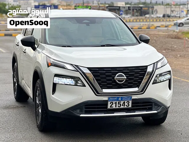 Used Nissan Cars For Sale in Oman: Second Hand, Pre Owned : Best Prices ...