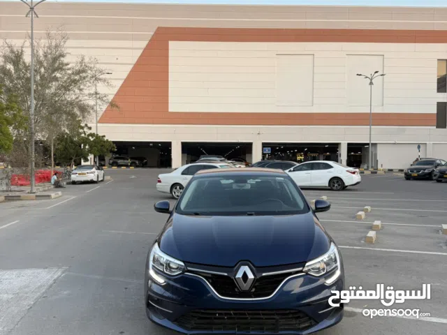 1 Used Renault Green Color For Sale in Muscat : Price from 920 OMR ...