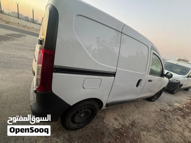 Used Renault Cars For Sale in Kuwait: Second Hand, Pre Owned : Best ...