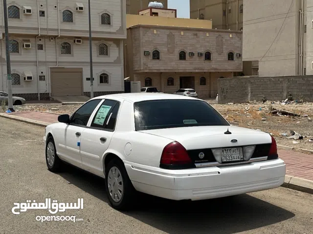13 Used Ford Crown Victoria Cars For Sale in Saudi Arabia : Price from ...