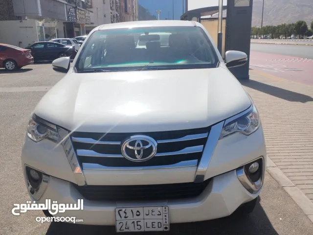 Used Toyota Cars For Sale in Saudi Arabia: Second Hand, Pre Owned ...