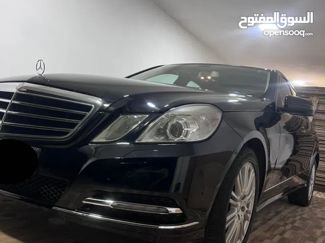 مرسيدس E200 CGI موديل 2013 ممتازه بحاله الوكاله فحص كامل و صيانه الوكاله ماشيه 74 الف كم ...