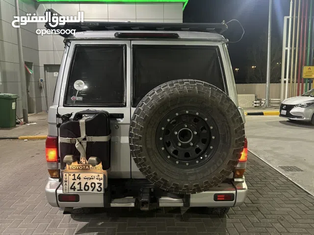 Toyota Land Cruiser Cars for Sale in Kuwait : Best Prices : All Land ...