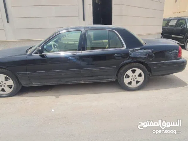 10 Used Ford Crown Victoria Cars For Sale in Saudi Arabia : Price from ...