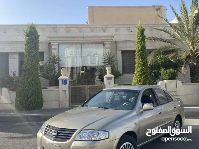 نيسان صني أقتصادية بحالة ممتازة غرفة وكالة كوشوك ممتاز للبيع بسعر حرق