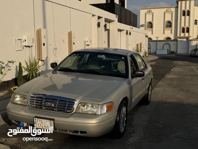 6 Used Ford Crown Victoria Cars For Sale in Saudi Arabia : Price from ...